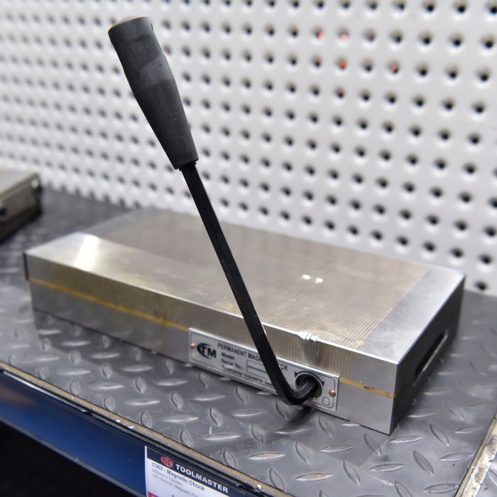 Transit Damage Magnetic Chuck - Hare & Forbes Machineryhouse